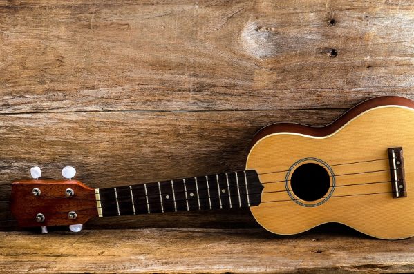 Ukulele Lessons for Beginners: Basic Chords + 5 Easy Songs!