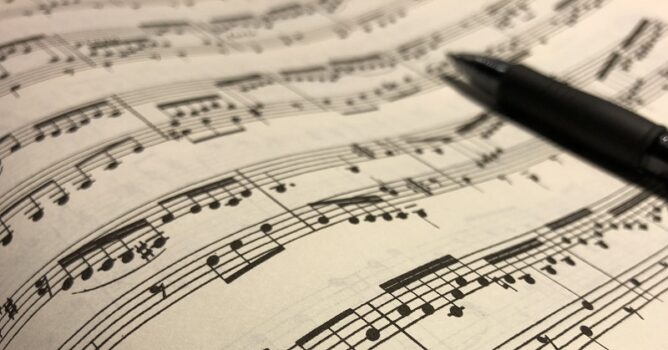 Learn How to Memorize Music Faster: Best Tips for Memorizing Music